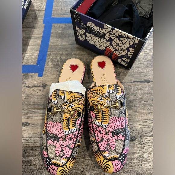 Gucci | Shoes | Gucci Monogram Bengal Print Loafers | Poshmark